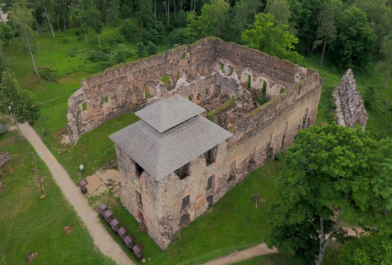 Rauna - Bishop’s Castle Ronneburg - Ancient and medieval architecture