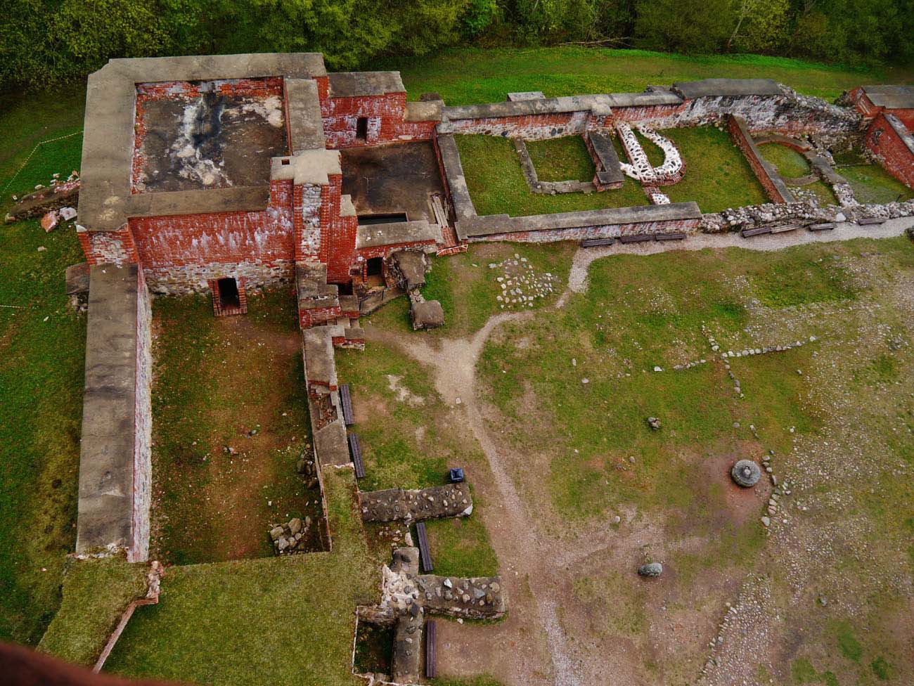Turaida - Bishop’s Castle Treiden - Ancient and medieval architecture