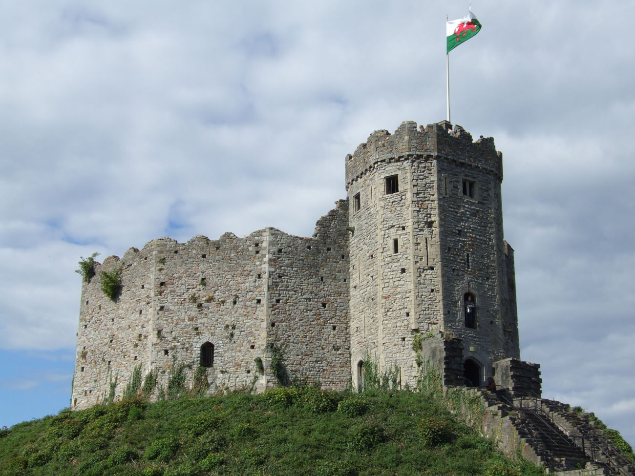 Cardiff - castle - Ancient and medieval architecture