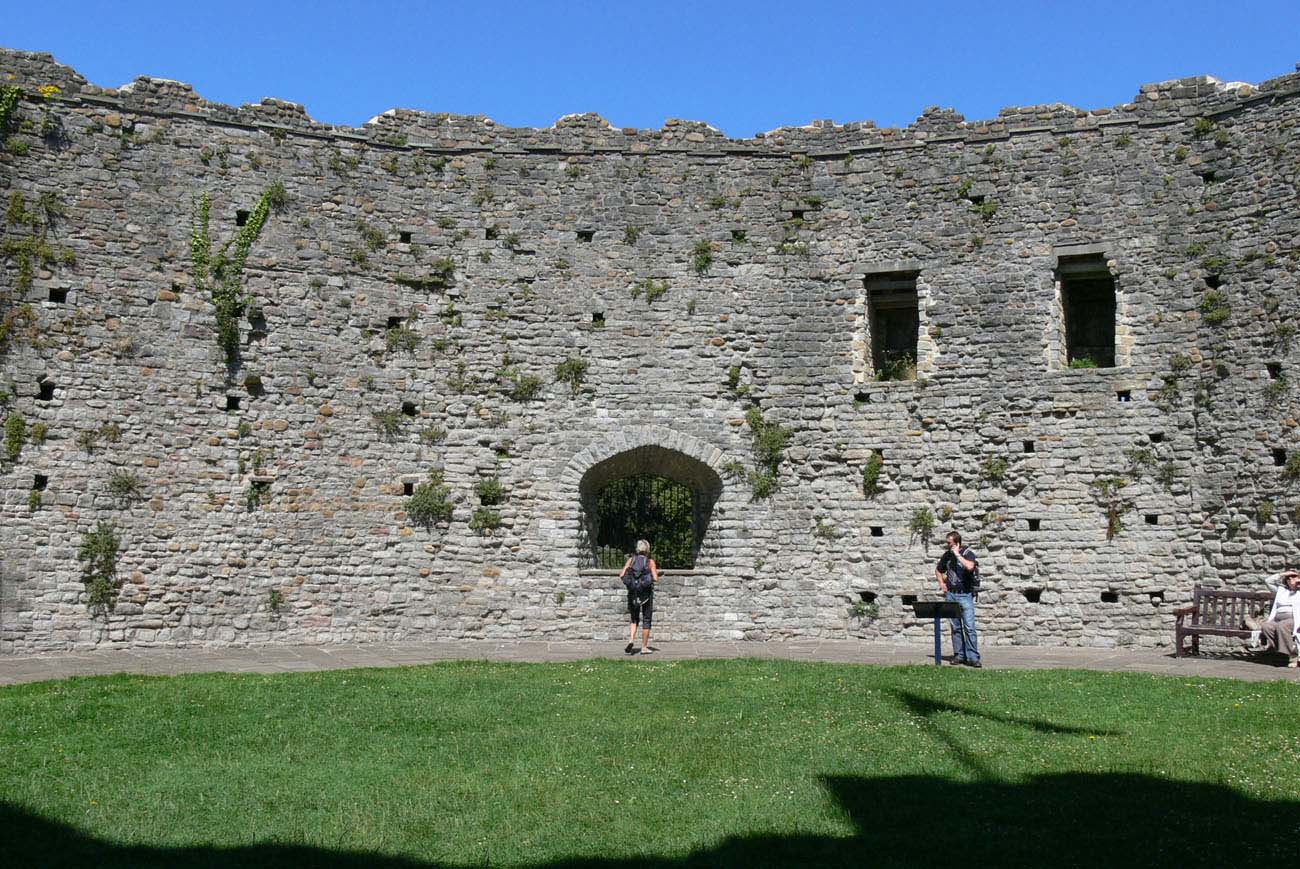 Cardiff - castle - Ancient and medieval architecture