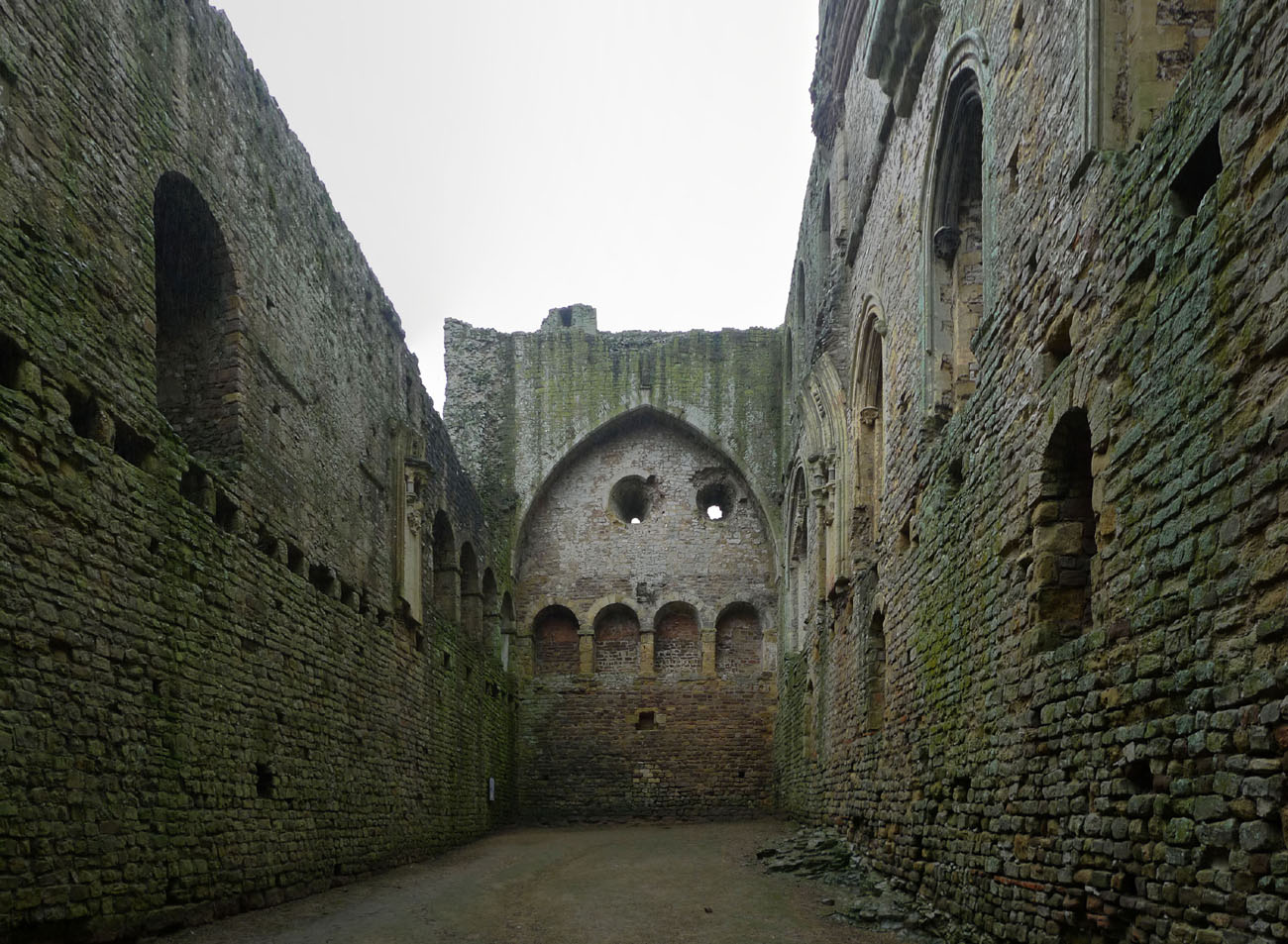 Chepstow - castle - Ancient and medieval architecture