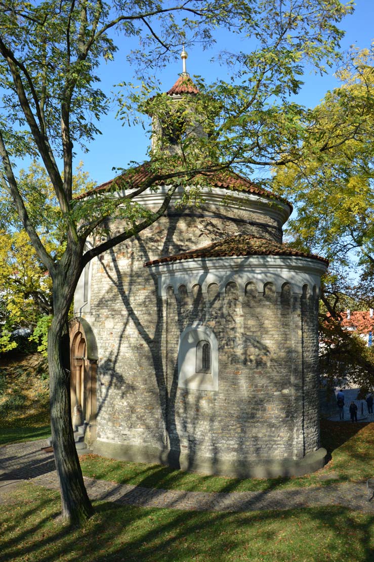 Praha - rotunda św Marcina - Architektura średniowiecza i starożytności
