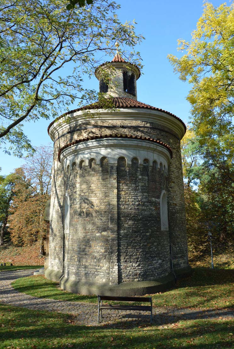 Praha - rotunda św Marcina - Architektura średniowiecza i starożytności