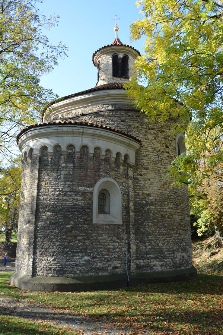 Praha - rotunda św Marcina - Architektura średniowiecza i starożytności