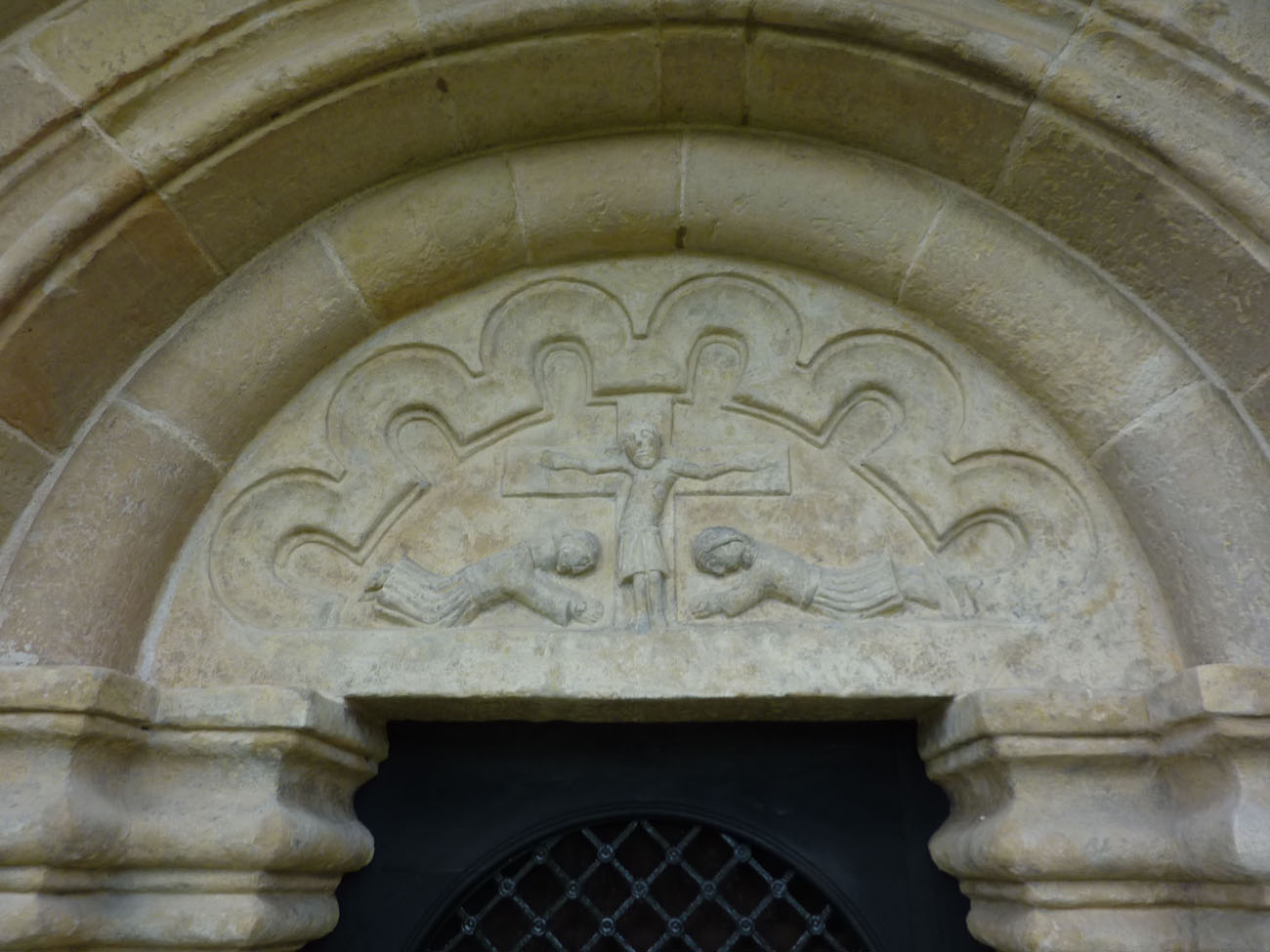 Vinec - kościół św Mikołaja - Architektura średniowiecza i starożytności