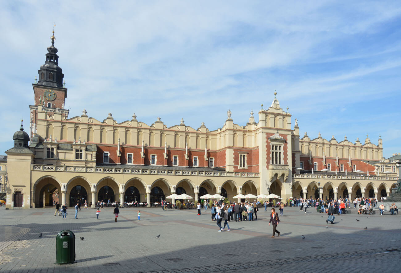 Kraków - zabudowa handlowa - Architektura średniowiecza i starożytności