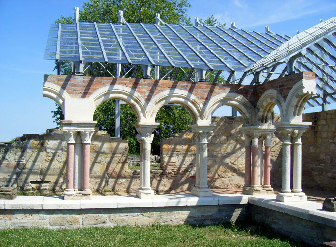 Somogyvár - opactwo benedyktyńskie - Architektura średniowiecza i ...