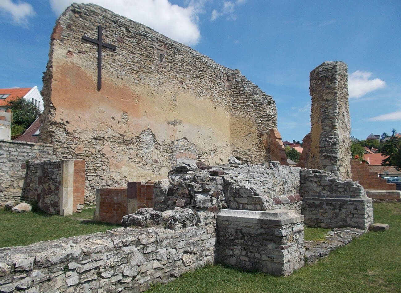 Veszprém - klasztor dominikanek - Architektura średniowiecza i ...
