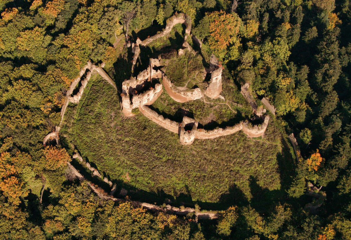 Zborov - Castle Makovica - Ancient and medieval architecture