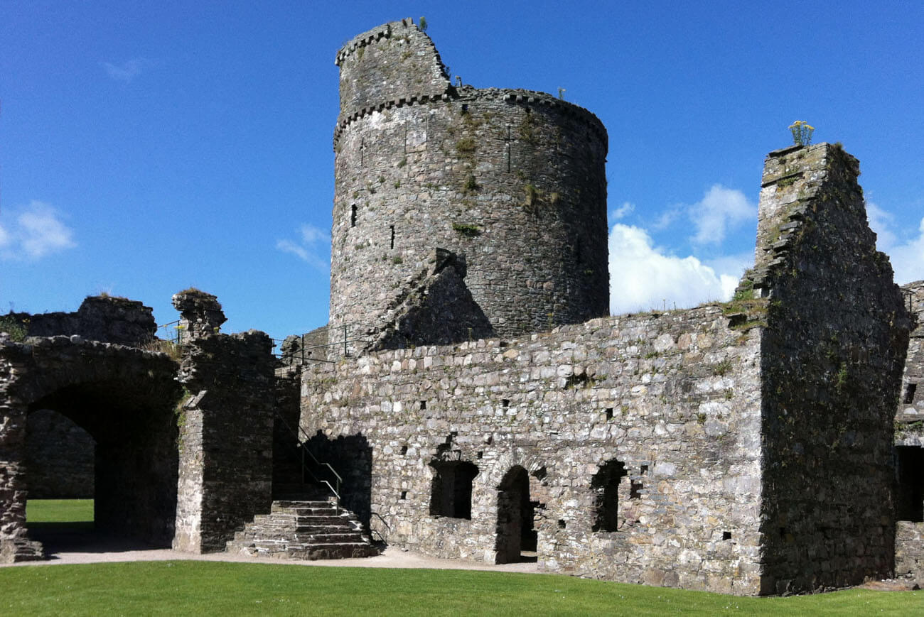 Kidwelly - castle - Ancient and medieval architecture